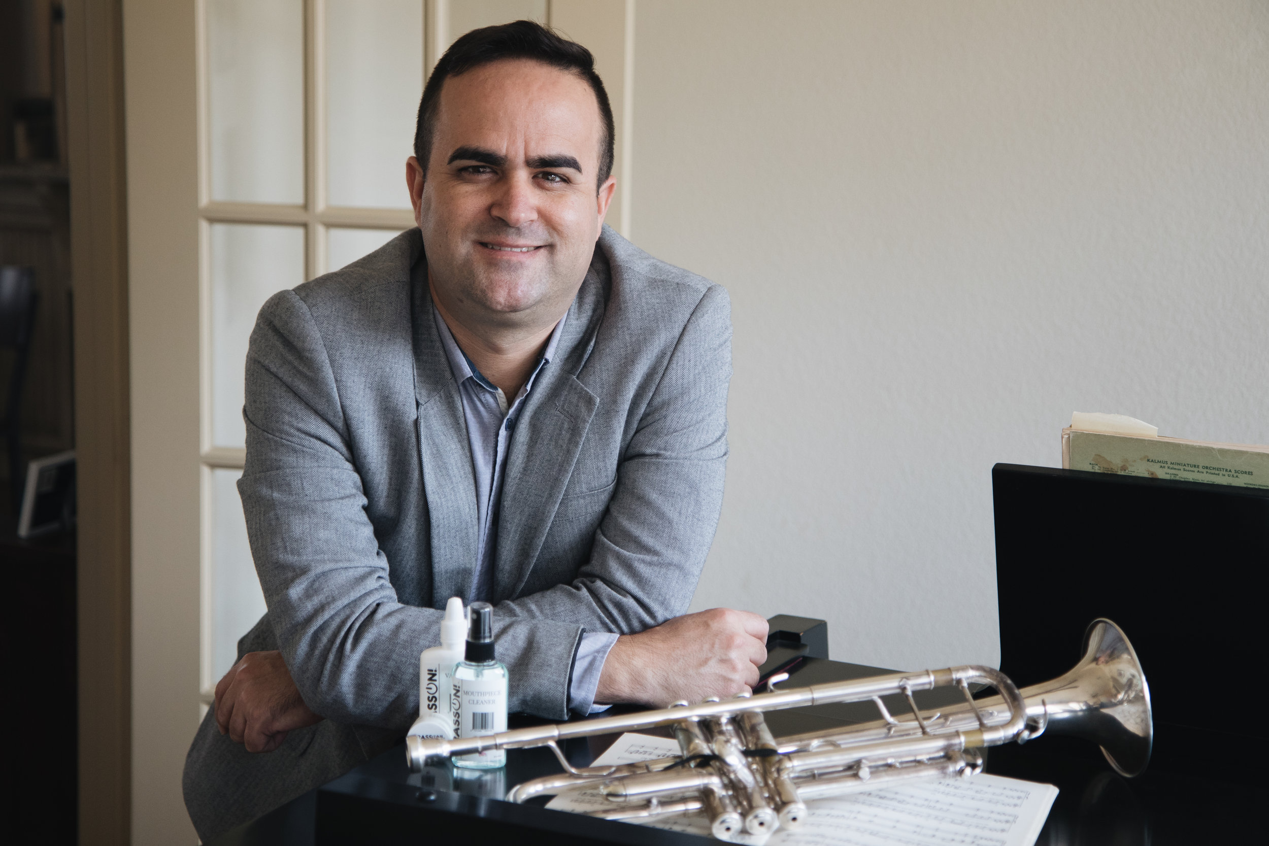 Geneva Artists - Devoted to Geneva Cardinal Instruments